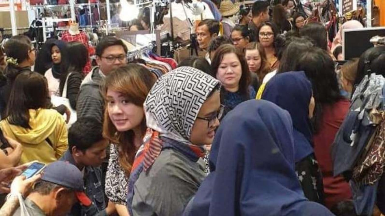 Fast Fashion Giant to Close Hundreds More Stores in 2026, What's ...